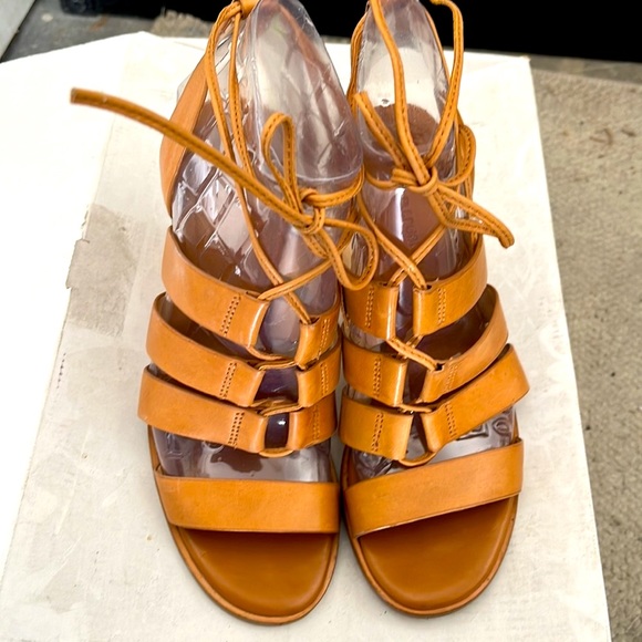 Banana Republic | Shoes | Banana Republics Rosella Ghillie ...